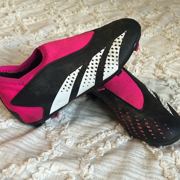 adidas | Shoes | Adidas Predator Soccer Cleats Laceless | Poshmark